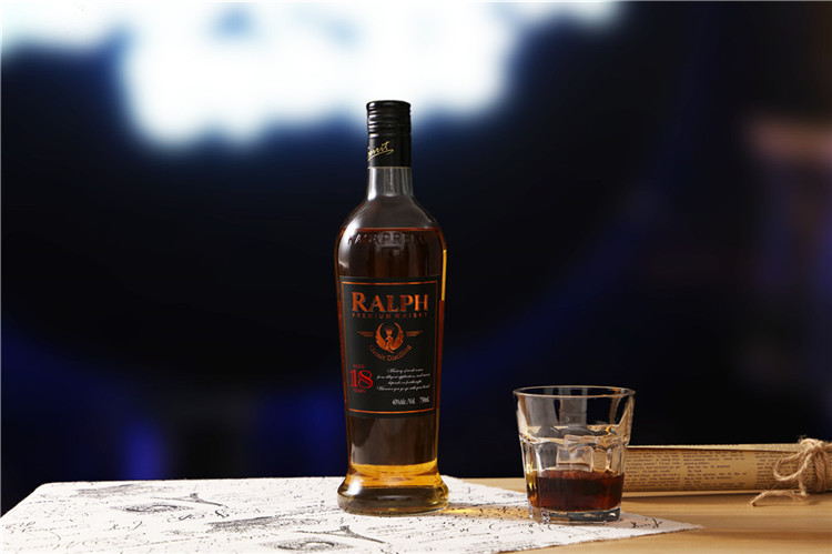 English / Product / Whisky - 庄臣集团